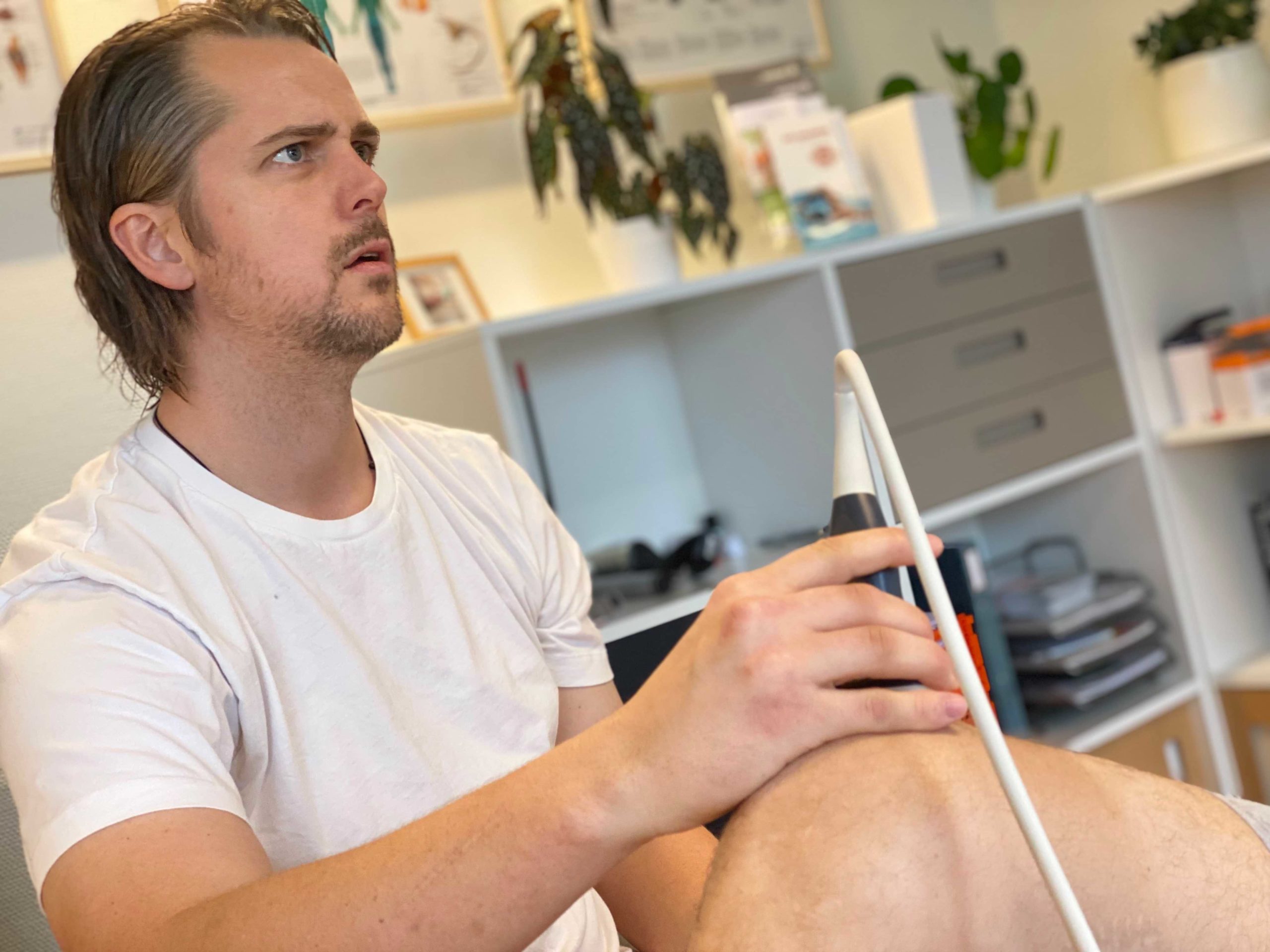 Kortisoninjeksjon med ultralydveiledning | Eureka